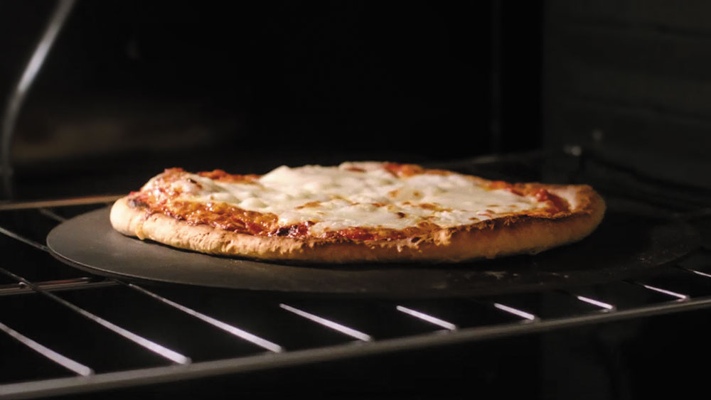 The Science Behind the Melting Characteristics of Pizza Cheeses - PMQ Pizza