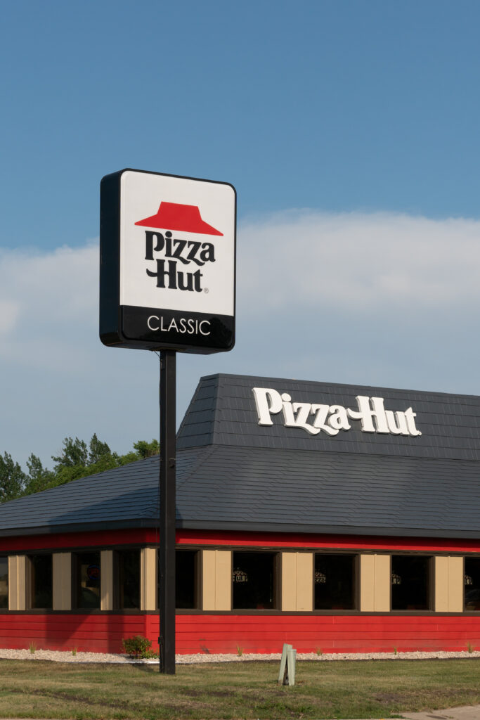 Looking Back: How Pizza Hut Got a Foothold in Soviet Russia - PMQ Pizza