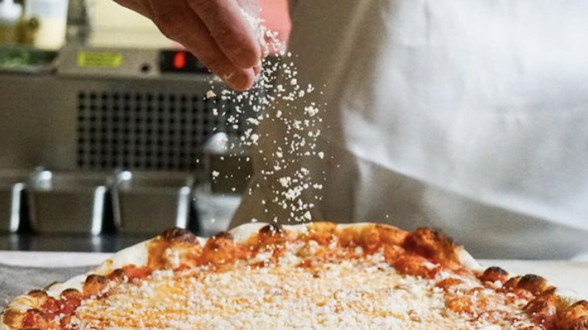 Why is This New York Restaurant Only Serving 15 Pizzas Per Week? - PMQ ...