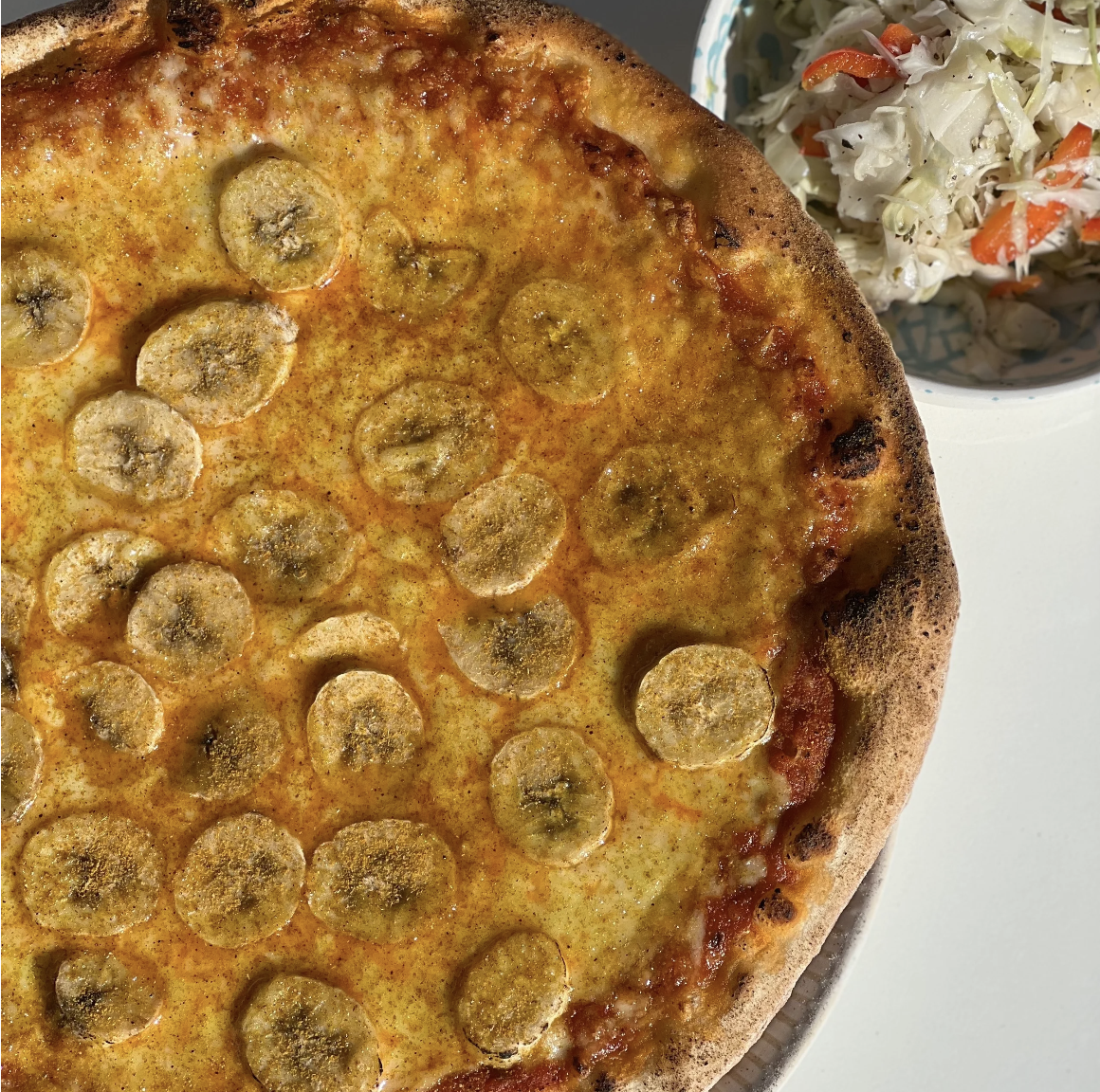 How Banana-and-Curry Pizza Became a Staple in This Nordic Country - PMQ ...